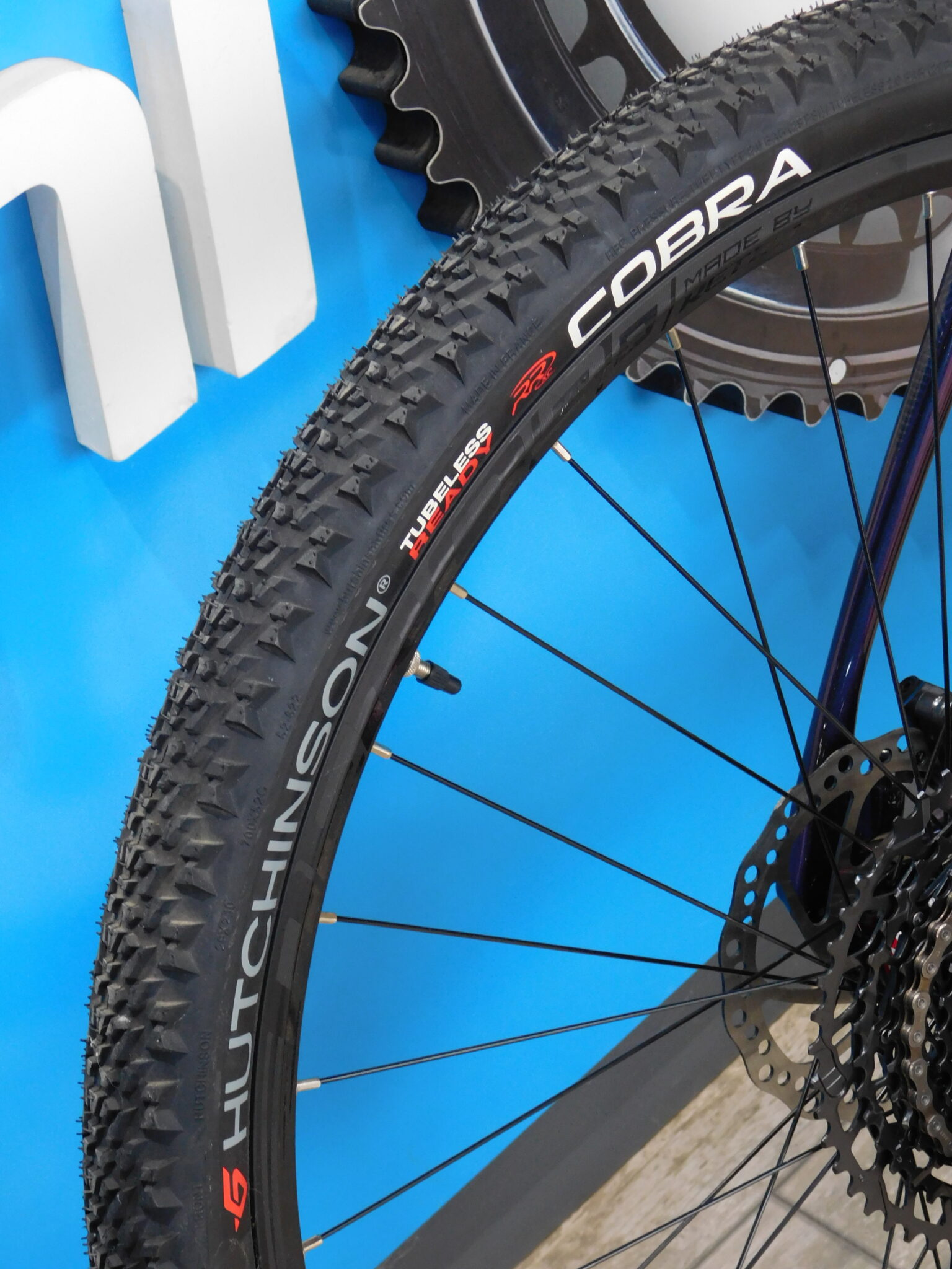 Bicicleta Twitter Predator / Transmision Shimano M6250 Di2 12s – Pini Bike