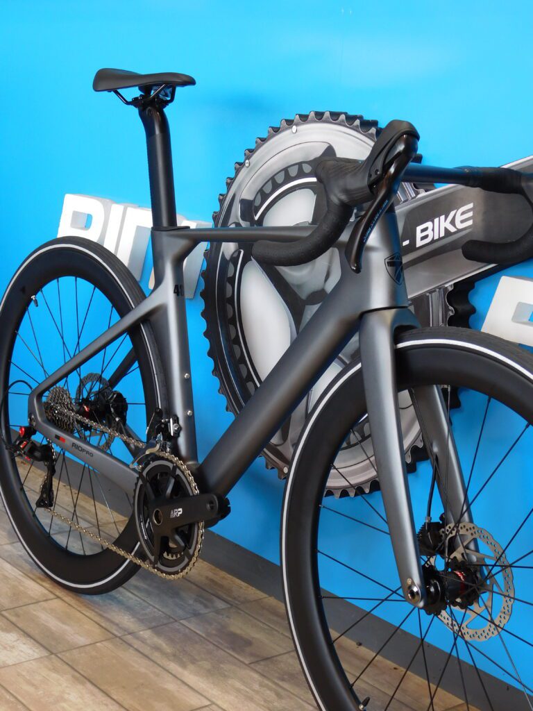 Bicicleta Twitter R10 PRO/ Transmisión Retrospec 22 speed – Pini Bike